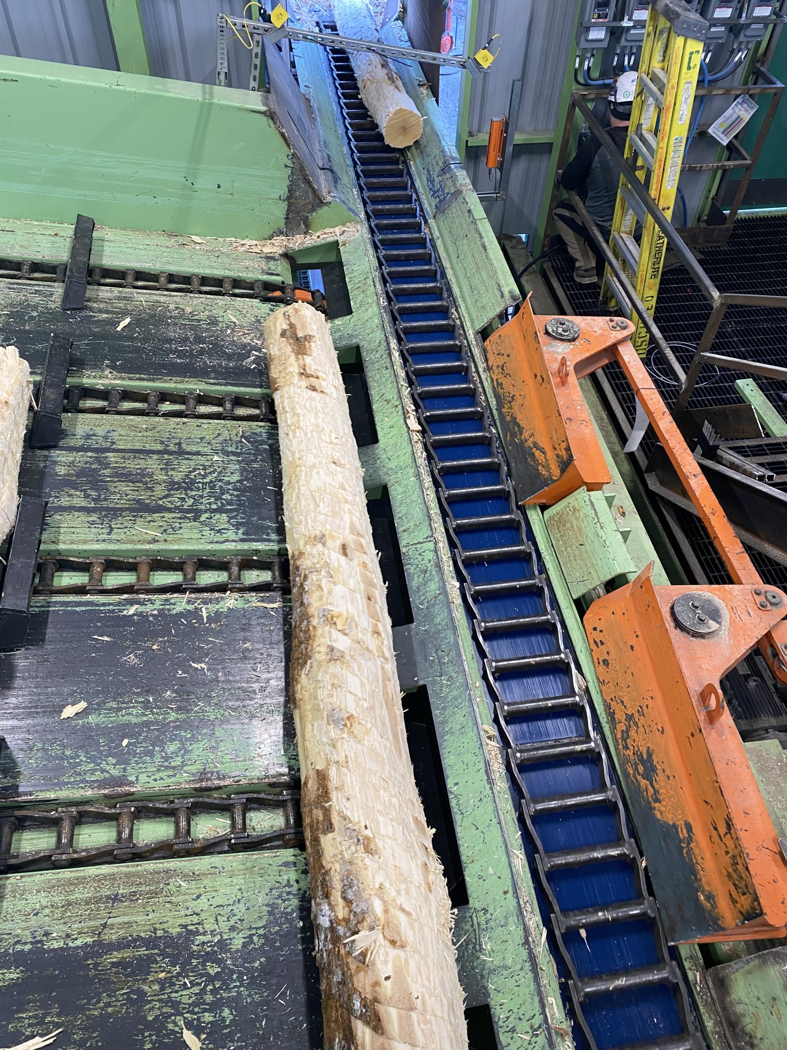 LOG KICKERS ELECTRICAL - Jamec see video